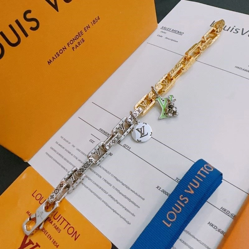 Accurate model Louis Vuitton Bracelets