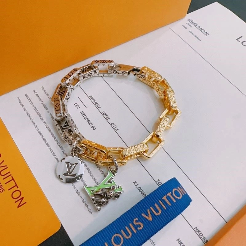 Accurate model Louis Vuitton Bracelets