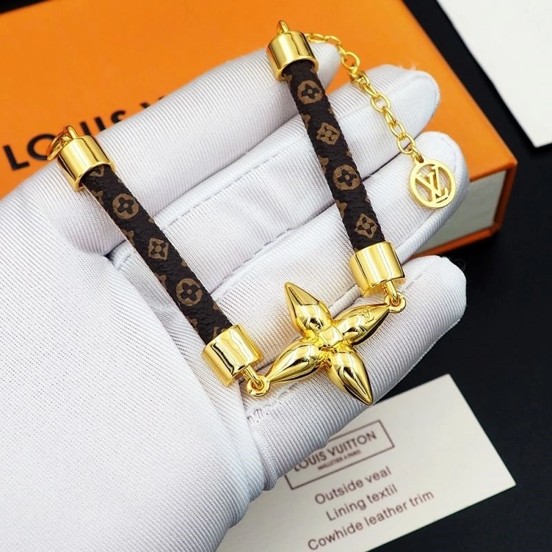 High accuracy Louis Vuitton Bracelets