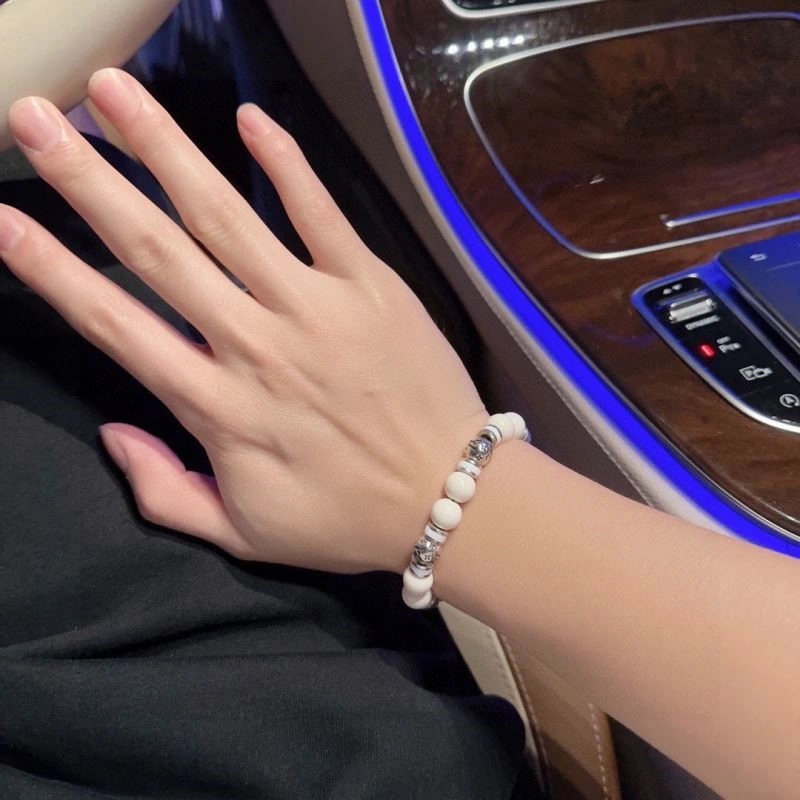 Inexpensive Louis Vuitton Bracelets