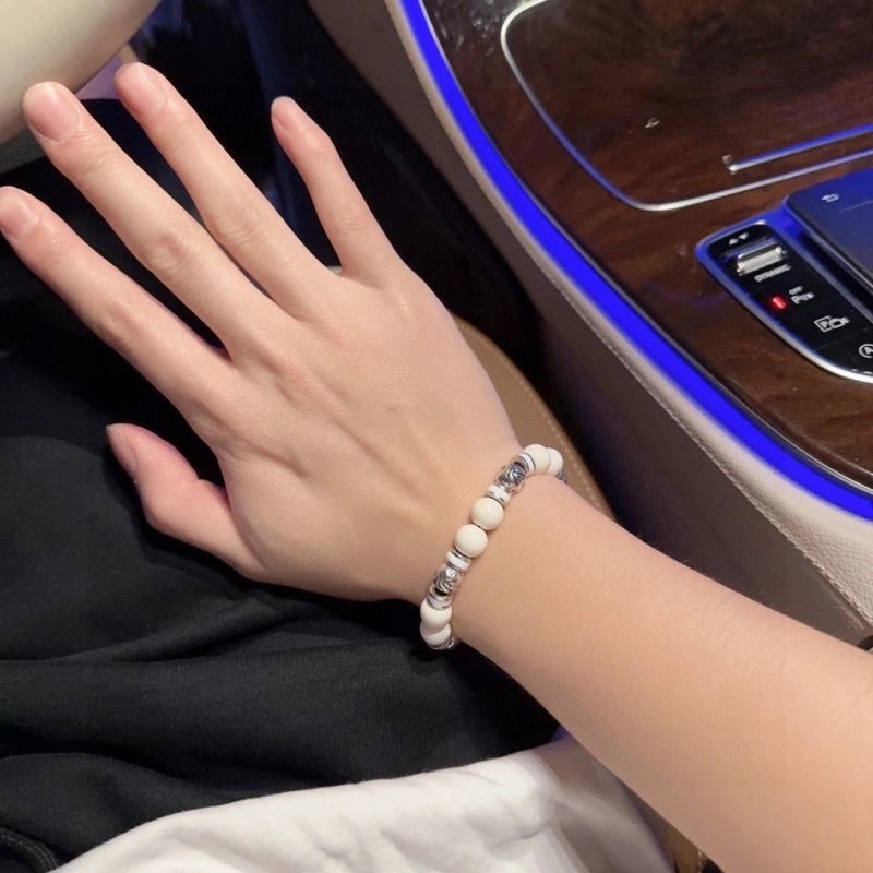 Inexpensive Louis Vuitton Bracelets