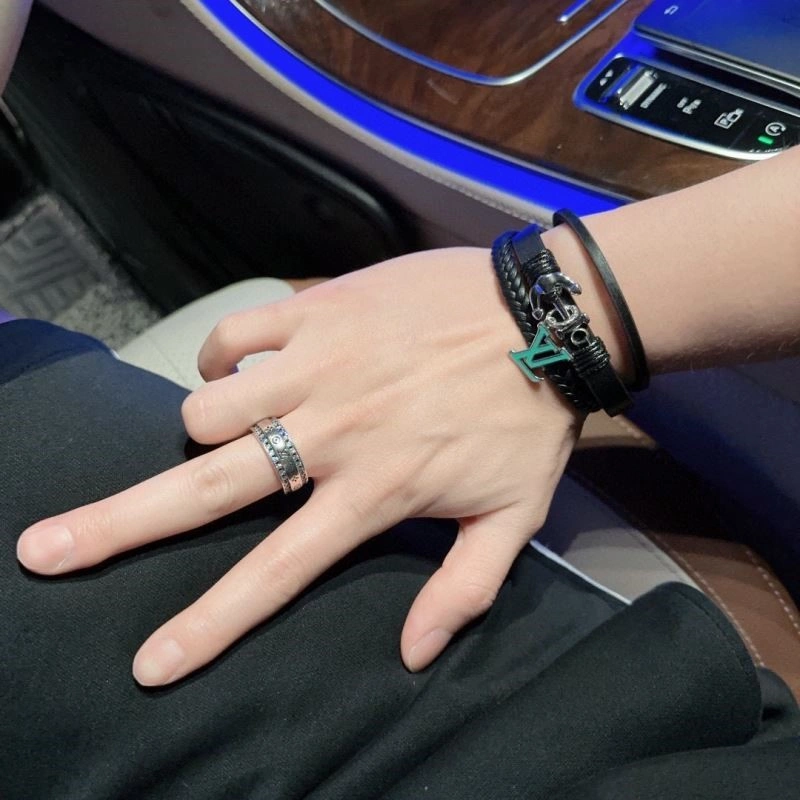 Real Louis Vuitton Bracelets