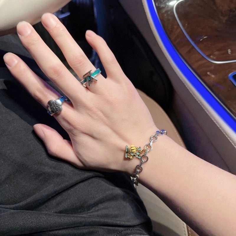 Bargain Louis Vuitton Bracelets
