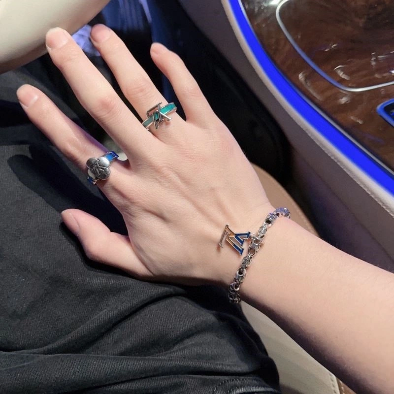 Mirror quality Louis Vuitton Bracelets