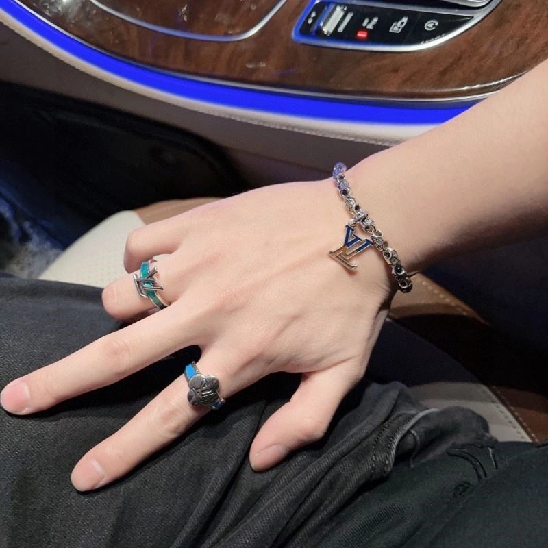 Mirror quality Louis Vuitton Bracelets