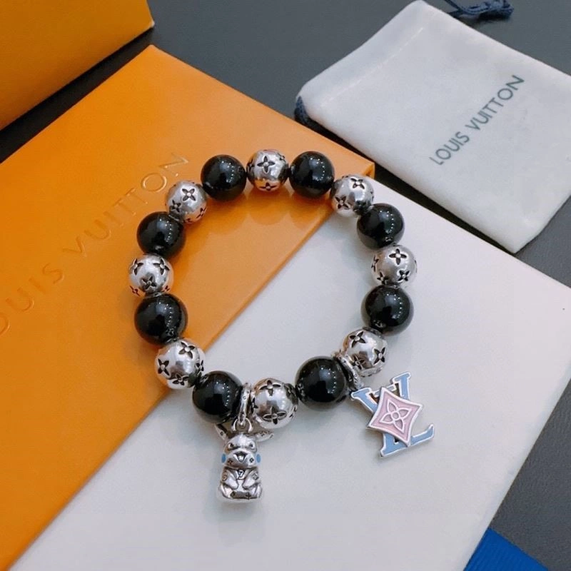 Precise copy Louis Vuitton Bracelets