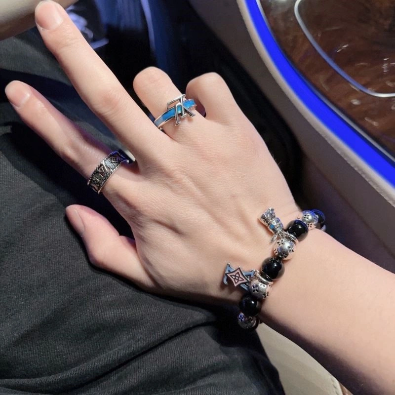 Precise copy Louis Vuitton Bracelets