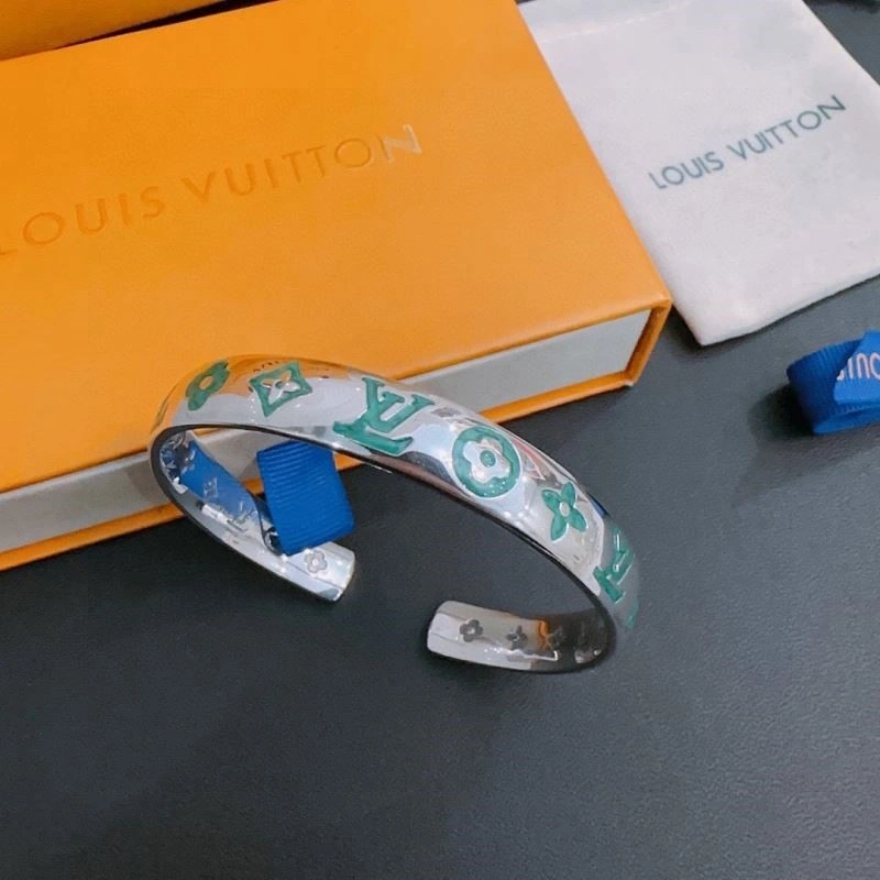 High accuracy Louis Vuitton Bracelets