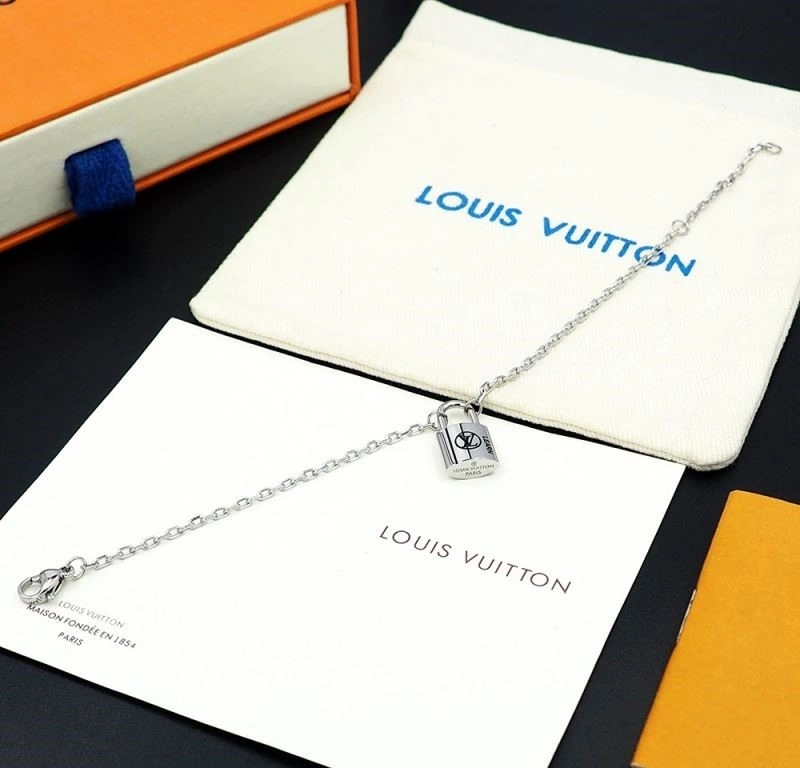 Bargain Louis Vuitton Bracelets