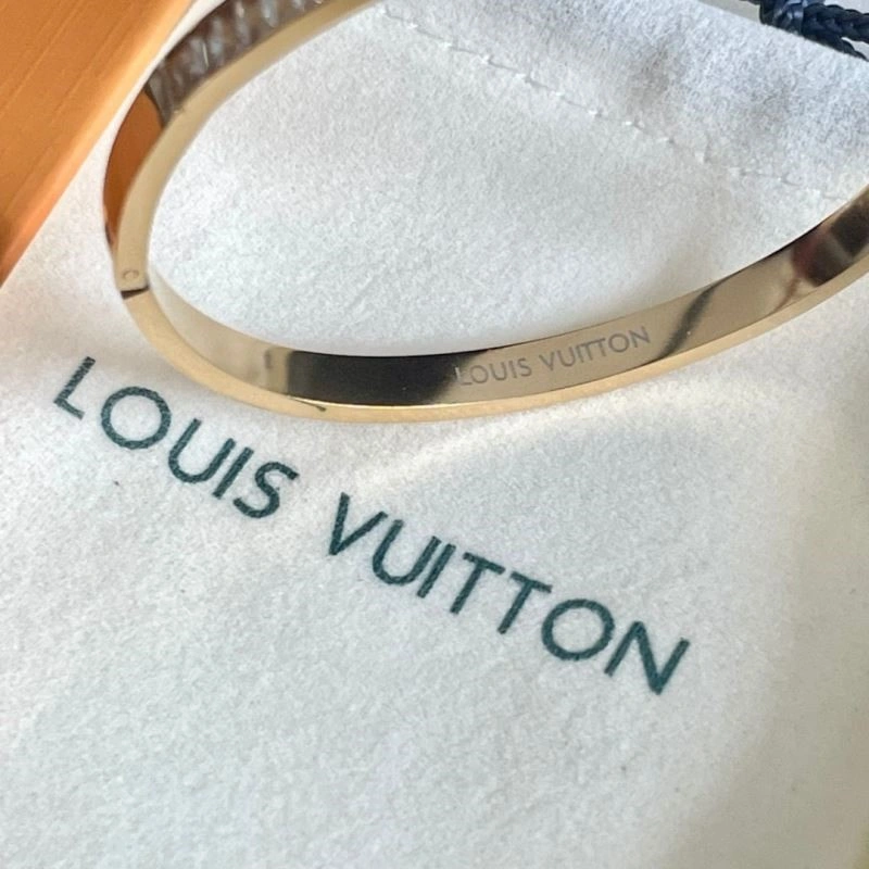 Precise copy Louis Vuitton Bracelets