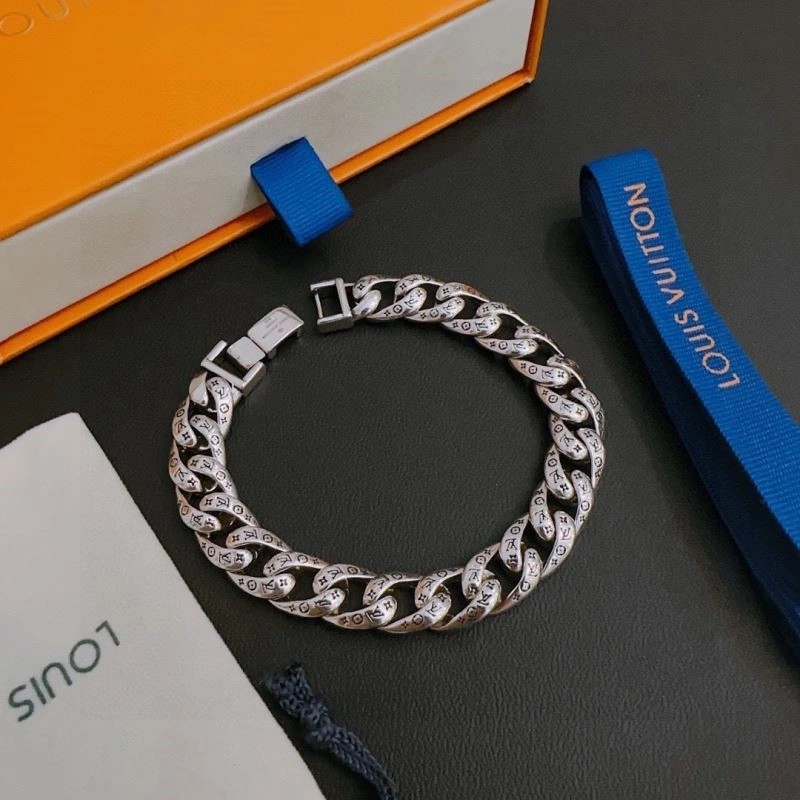 Top mirror Louis Vuitton Bracelets