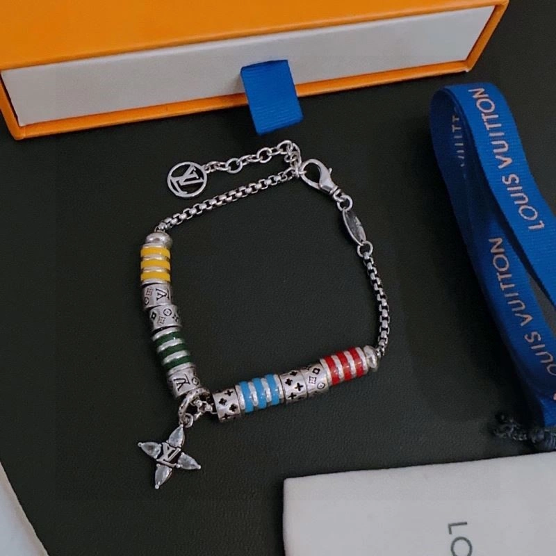 Precise copy Louis Vuitton Bracelets