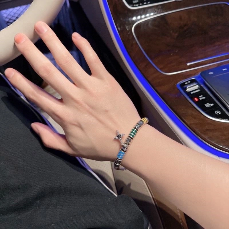 Precise copy Louis Vuitton Bracelets