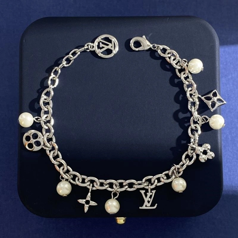 Cut-rate Louis Vuitton Bracelets