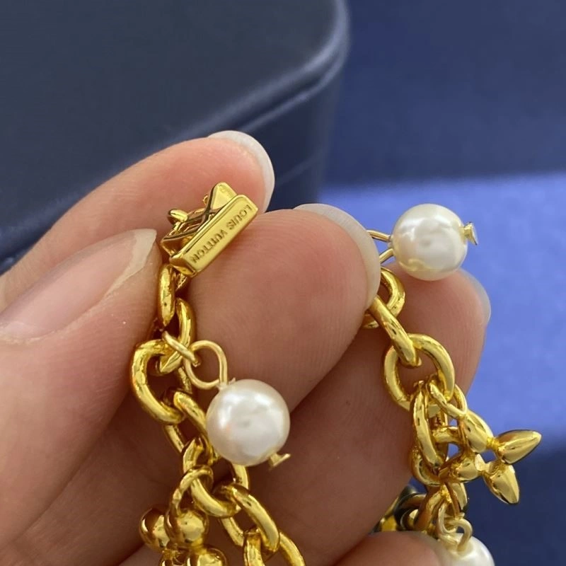 Cut-rate Louis Vuitton Bracelets