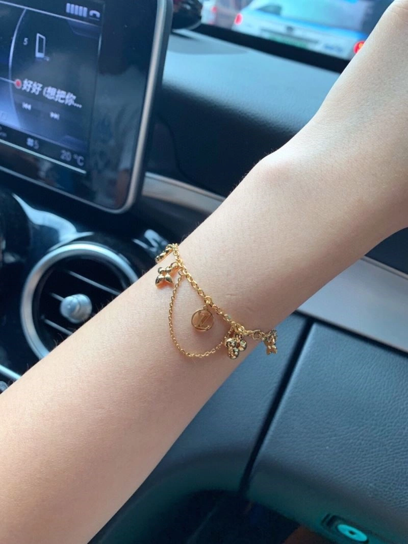 Cut-rate Louis Vuitton Bracelets