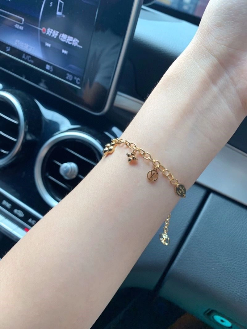 Cut-rate Louis Vuitton Bracelets