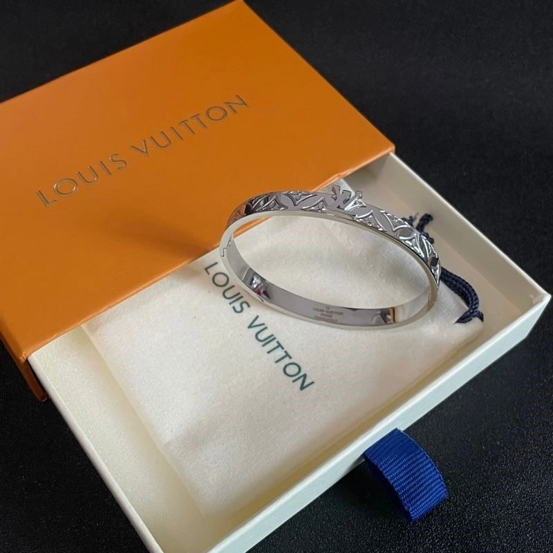 Discounted Louis Vuitton Bracelets