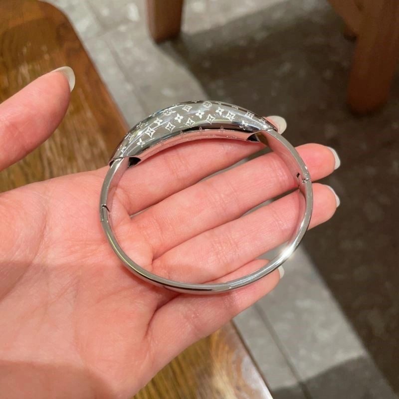 Official Louis Vuitton Bracelets