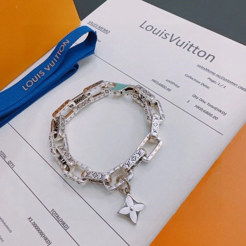 Low-cost Louis Vuitton Bracelets