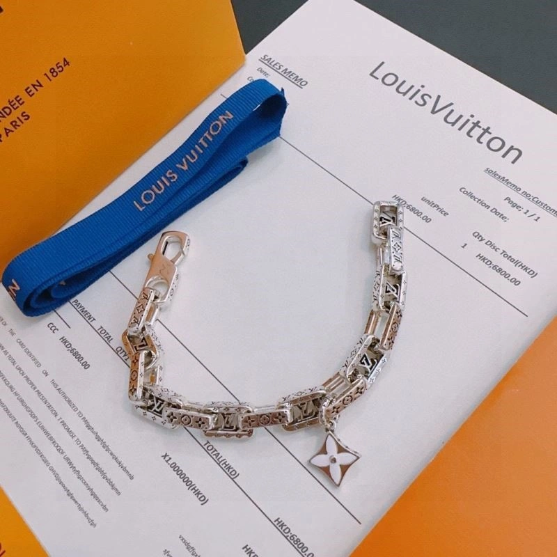 Low-cost Louis Vuitton Bracelets