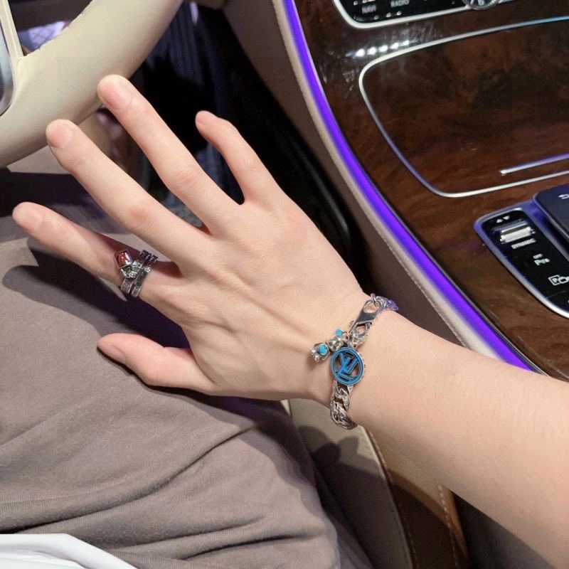 Precise copy Louis Vuitton Bracelets