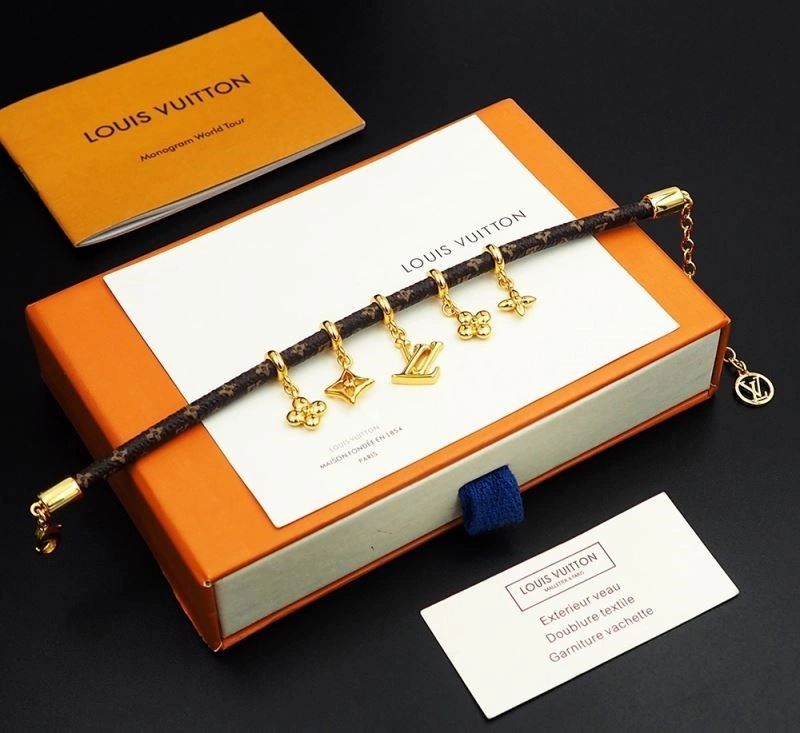 Top match Louis Vuitton Bracelets