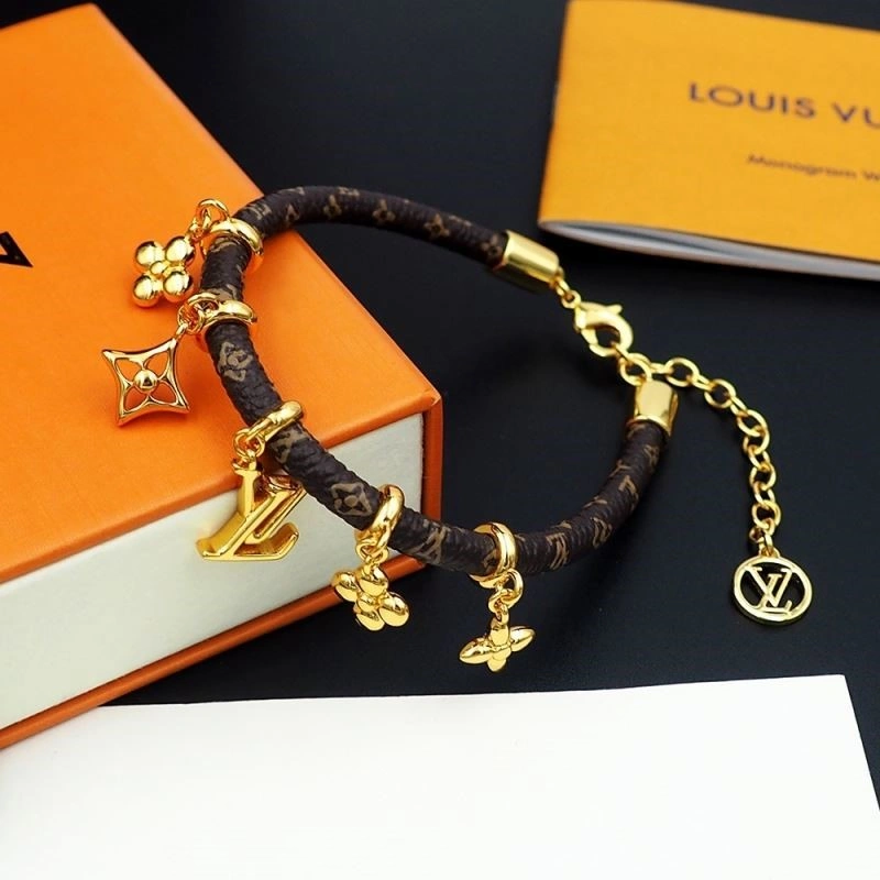 Top match Louis Vuitton Bracelets