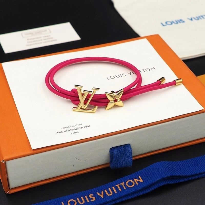 Top mirror Louis Vuitton Bracelets