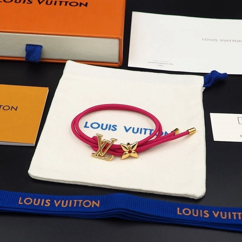Top mirror Louis Vuitton Bracelets