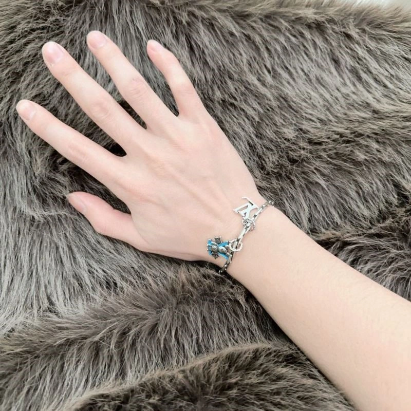 High accuracy Louis Vuitton Bracelets