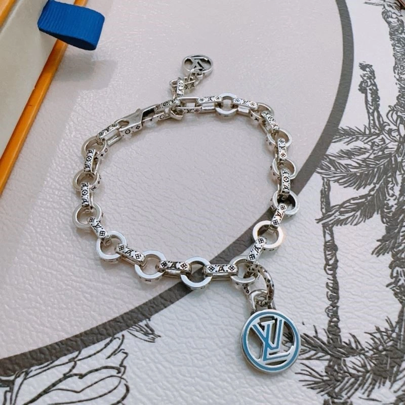 Top mirror Louis Vuitton Bracelets