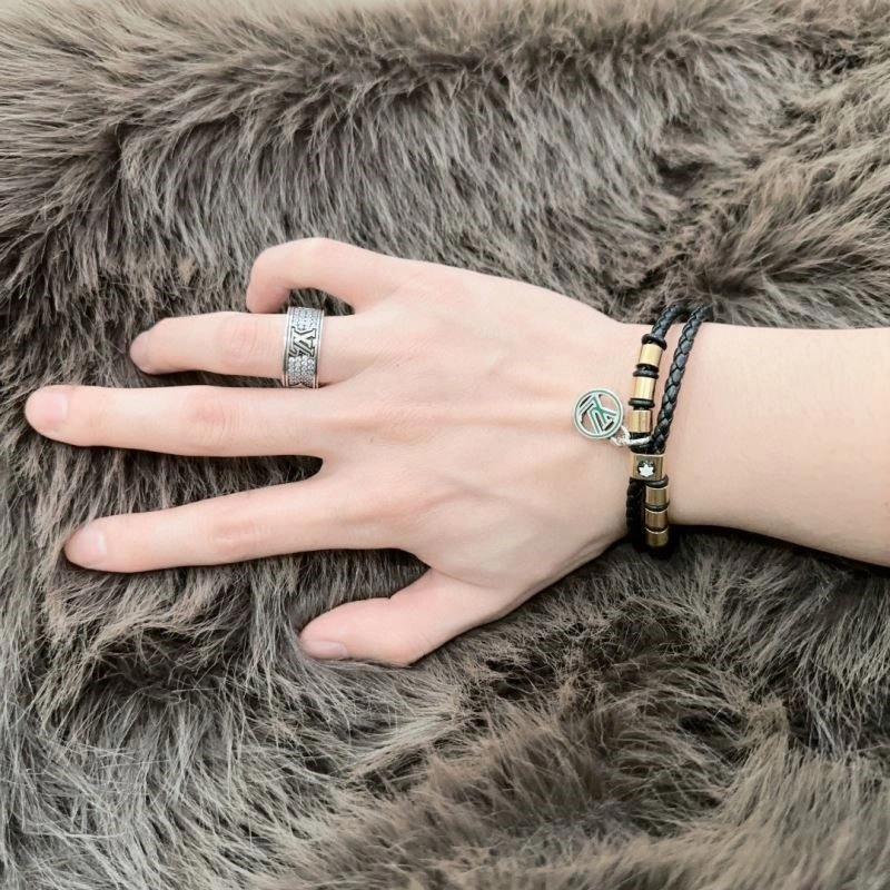 Discounted Louis Vuitton Bracelets
