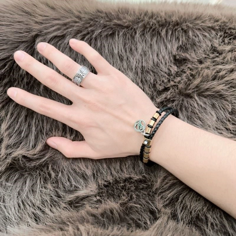 Discounted Louis Vuitton Bracelets