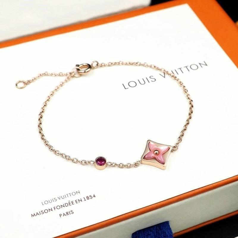 High accuracy Louis Vuitton Bracelets