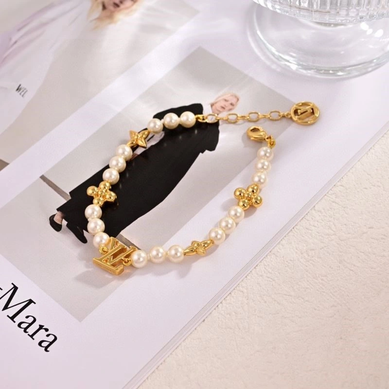 High accuracy Louis Vuitton Bracelets