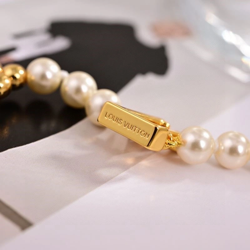 High accuracy Louis Vuitton Bracelets
