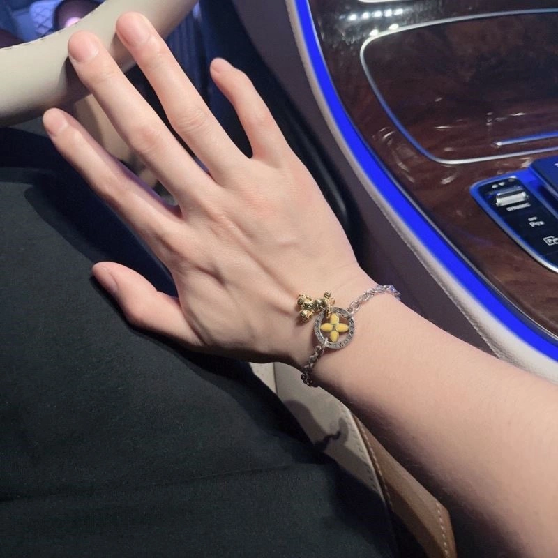 Factory-made Louis Vuitton Bracelets