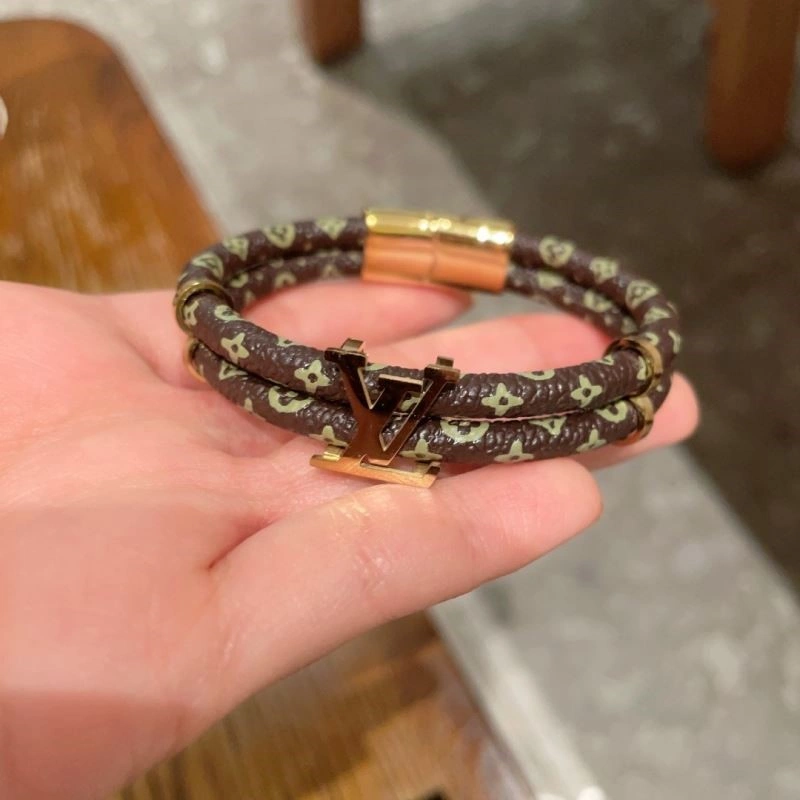 Accurate model Louis Vuitton Bracelets