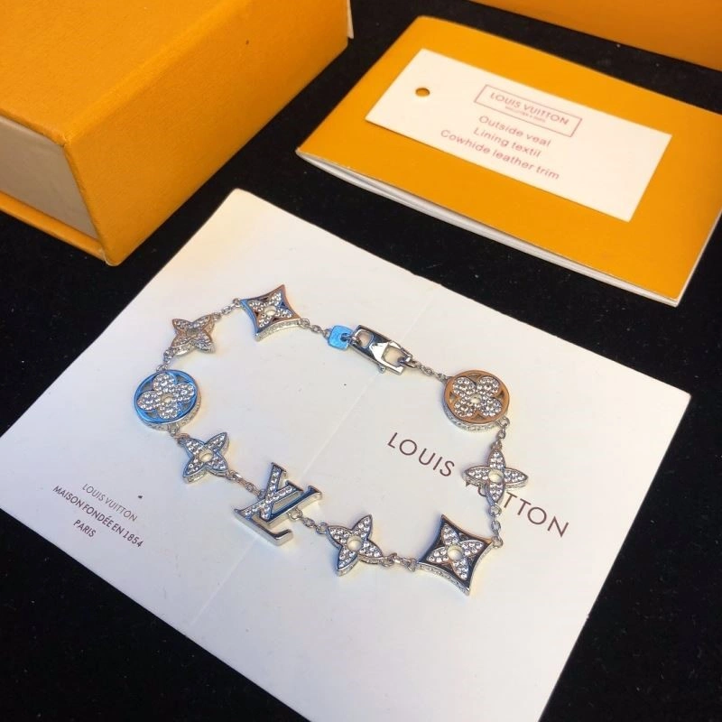 Low-cost Louis Vuitton Bracelets