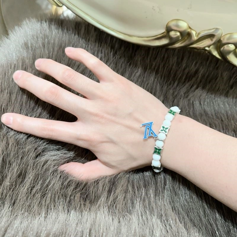 Accurate model Louis Vuitton Bracelets
