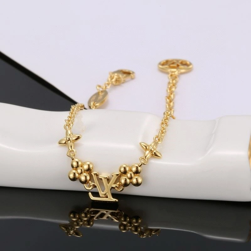 Precise copy Louis Vuitton Bracelets