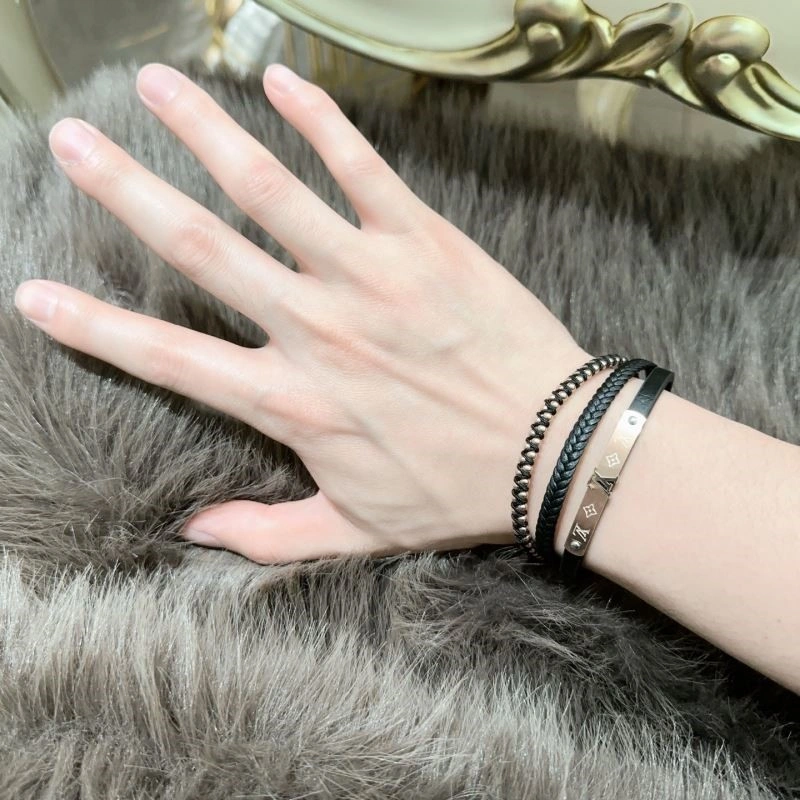 Factory-made Louis Vuitton Bracelets