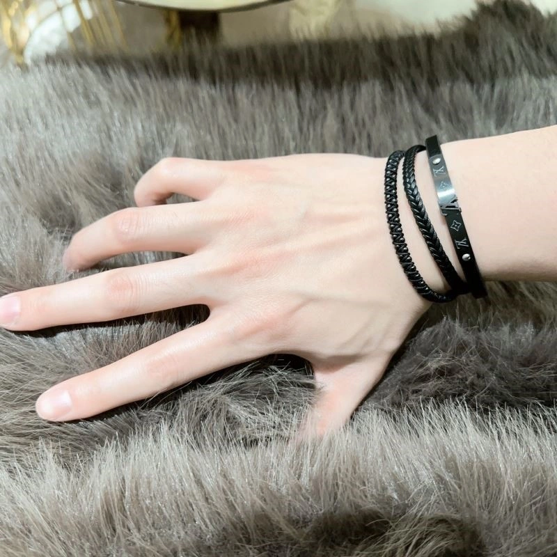 Discounted Louis Vuitton Bracelets