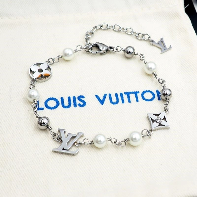 Accurate model Louis Vuitton Bracelets