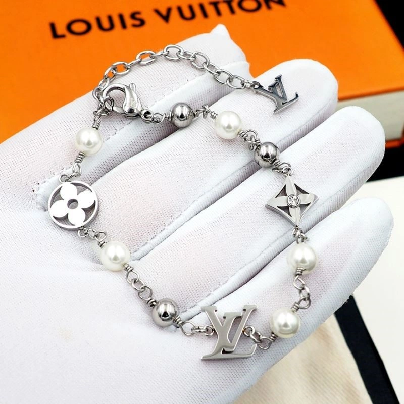 Accurate model Louis Vuitton Bracelets