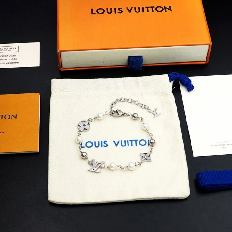 Accurate model Louis Vuitton Bracelets
