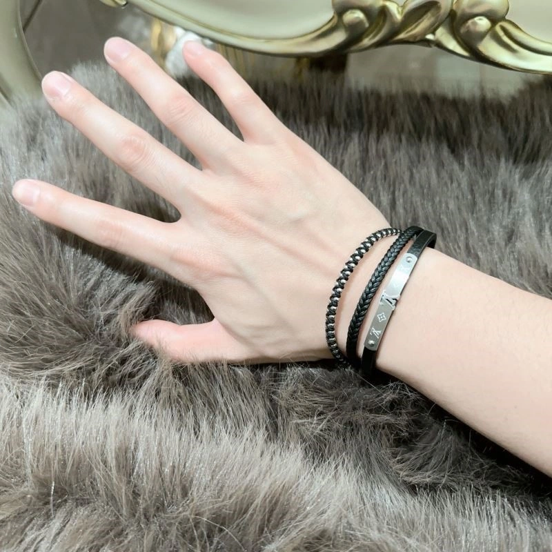 Top match Louis Vuitton Bracelets