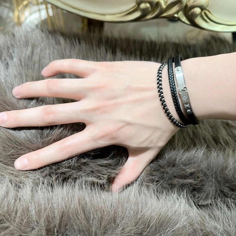 Top match Louis Vuitton Bracelets
