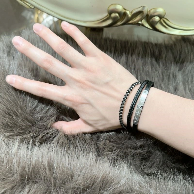 Top match Louis Vuitton Bracelets